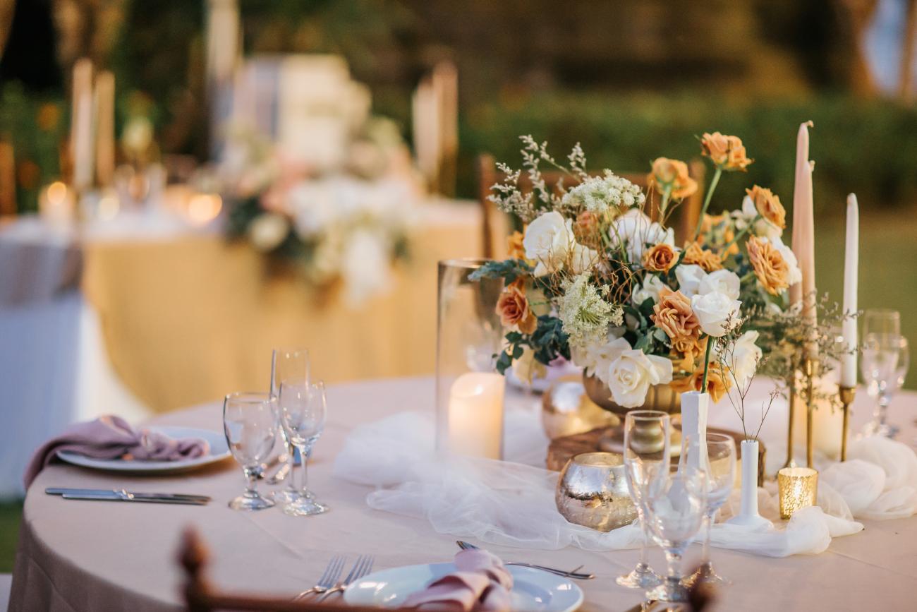 Autumn Wedding Inspiration: 25 Ideas to Bring Your Fall Wedding To Life ...