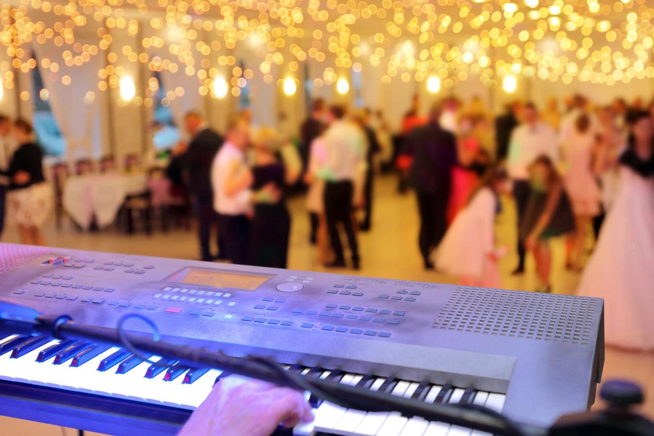 Reception to Remember: Unique Entertainment Ideas for Your Wedding ...